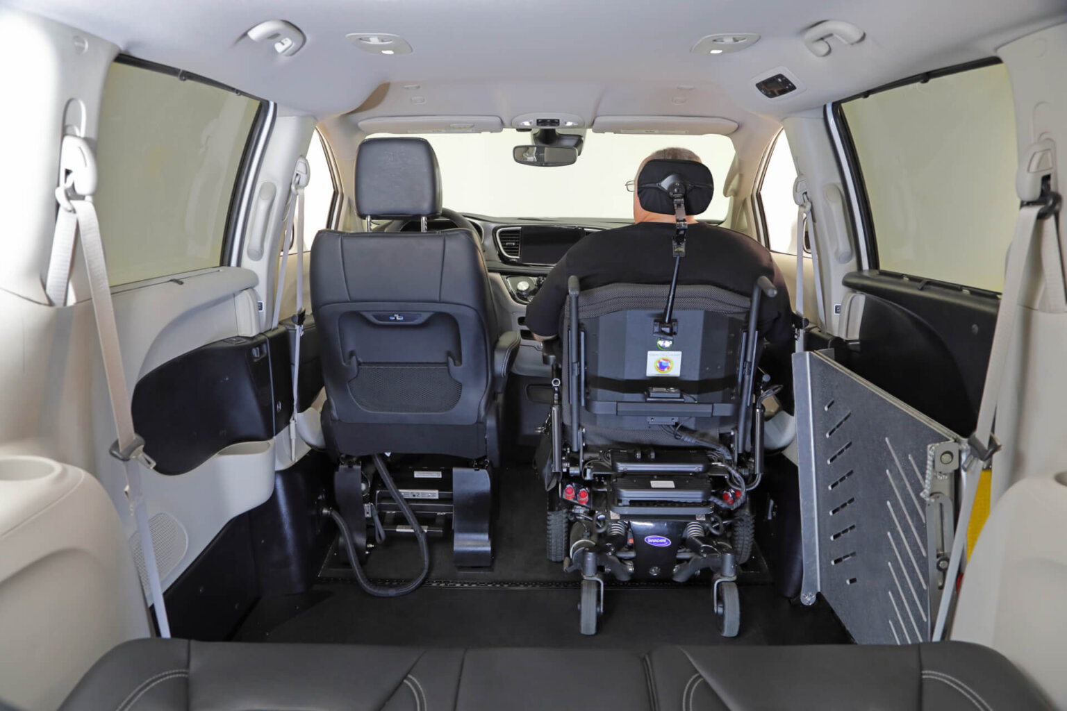Chrysler Pacifica Quiet Ride™ FC Conversion - MobilityWorks