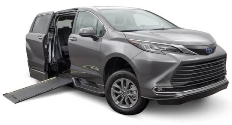Wheelchair Accessible Toyota Sienna - MobilityWorks